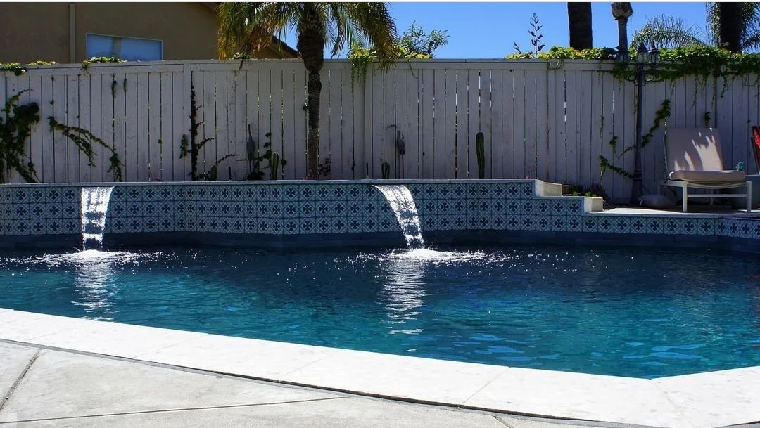 StoneScapes Tropics Blue vs Midnight Blue (Pictures Attached)