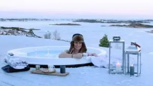 The Best Way to Fill Your Hot Tub in Winter